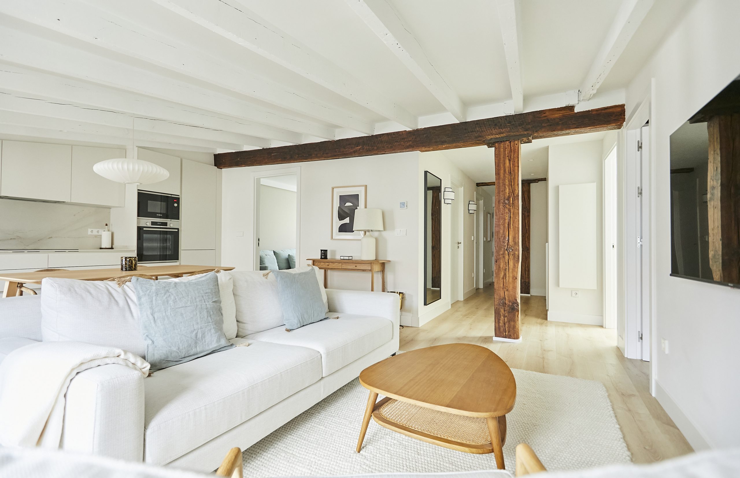 Balmoral Apartment - Basque Homes